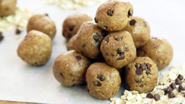 Chocolate Chip Power Poppers